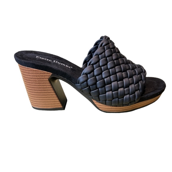 Pierre Dumas | Shoes | Nib Pierre Dumas Morgan Wedge Faux Leather ...